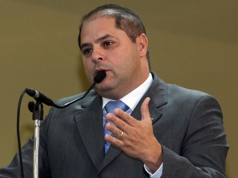 Mário Cesar assume lugar de Lacerda - JD1 Notícias