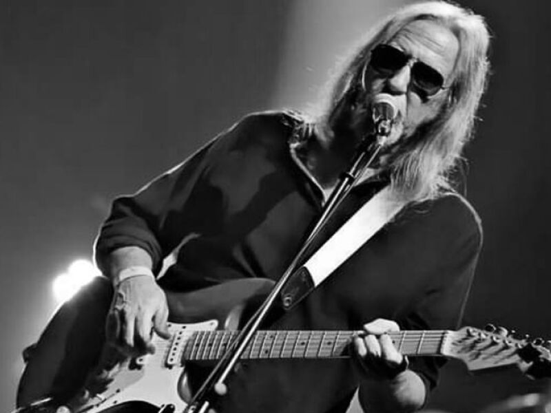 Morre aos 60 anos o cantor Greg Wilson, vocalista do Blues Etílicos ...