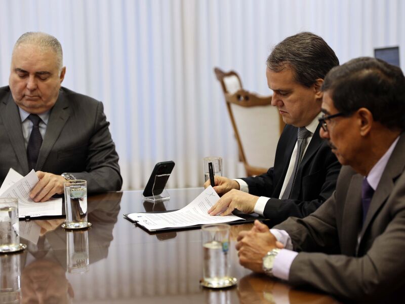 MP, TJ e Defensoria assinam portaria para monitorar saúde mental de ...