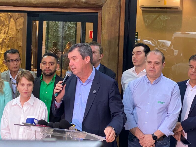 Riedel exalta "novo modelo" que solucionou conflito de terras em MS ...