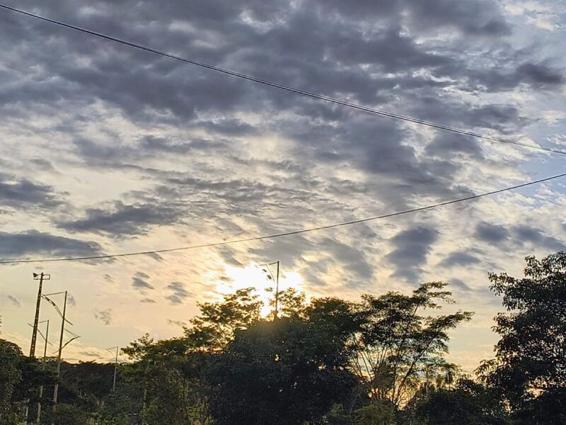 Sol marca o início do domingo, mas frente fria eleva risco de temporais ...