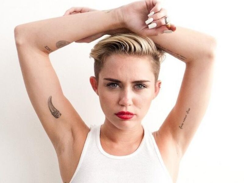 'Nova rainha do pop', Miley Cyrus é eleita artista do ano pela MTV ...