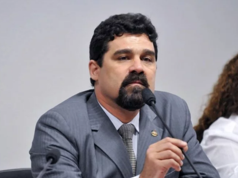 MDB deve decidir hoje se Harfouche assume a vaga de Simone - JD1 Notícias