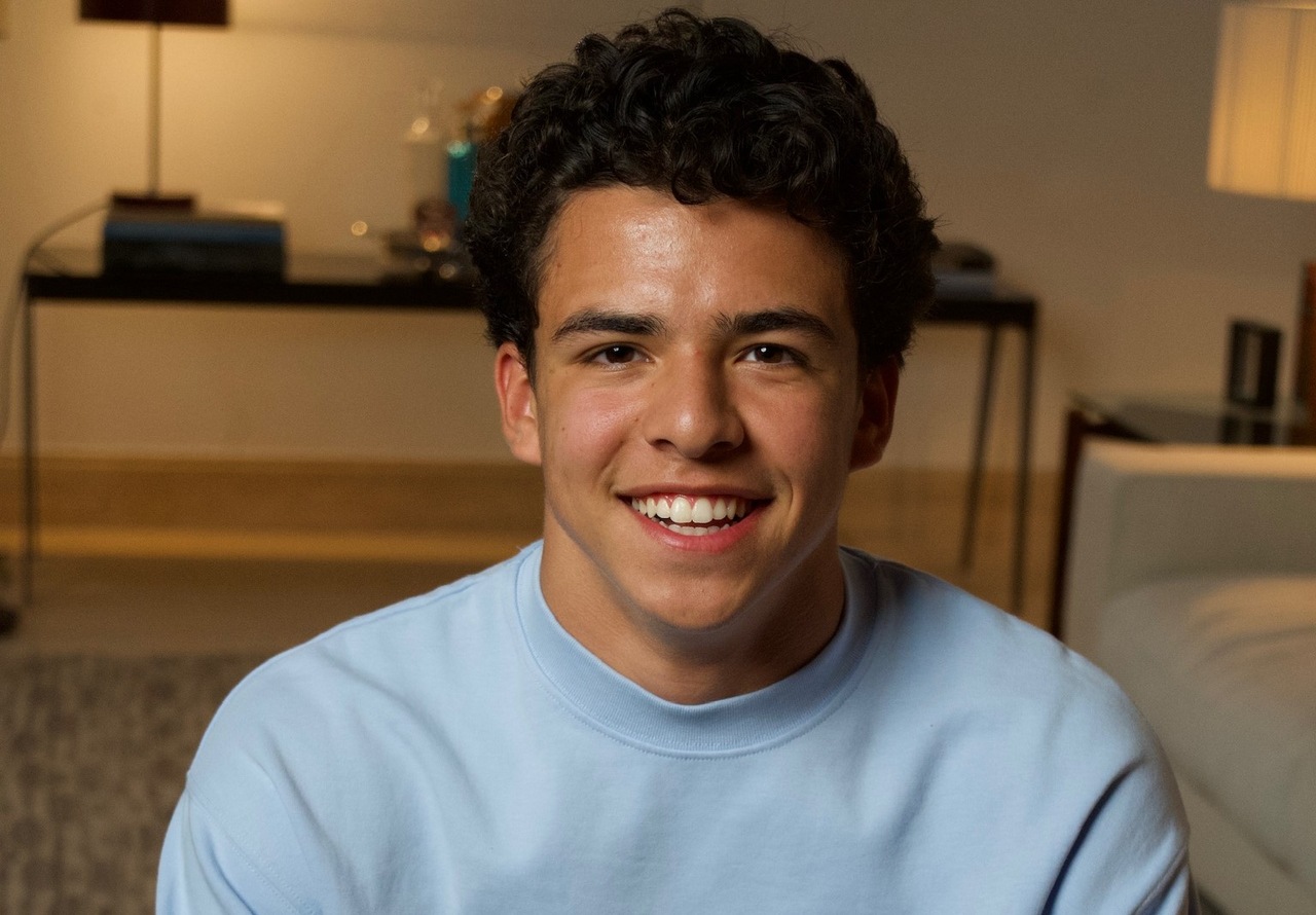 Nicolas Cruz em seu novo papel na Netflix - Em Alta com Jhoseff Bulhões ...