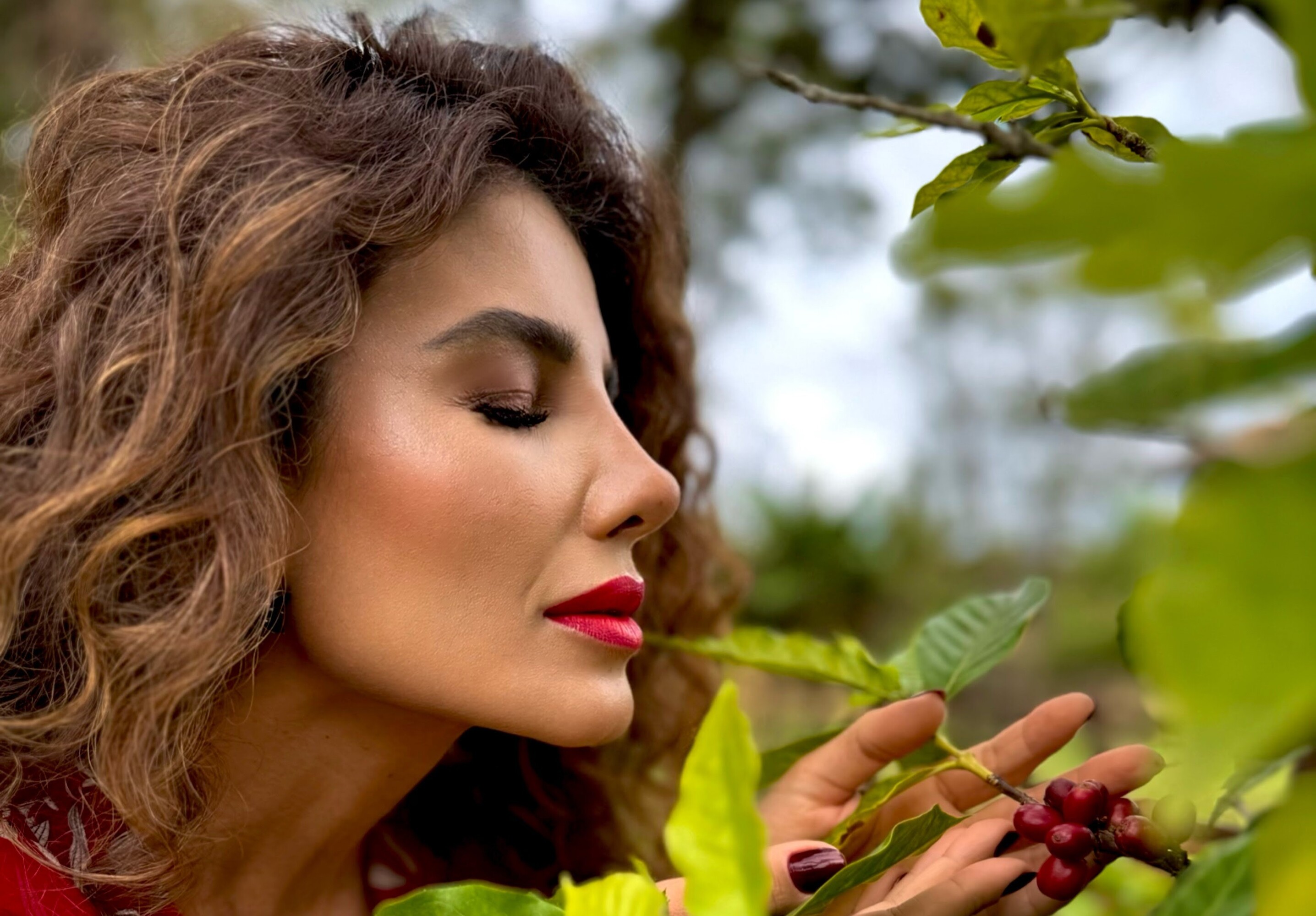 Paula Fernandes lança videoclipe de “Paixão de Mulher” - Em Alta com ...