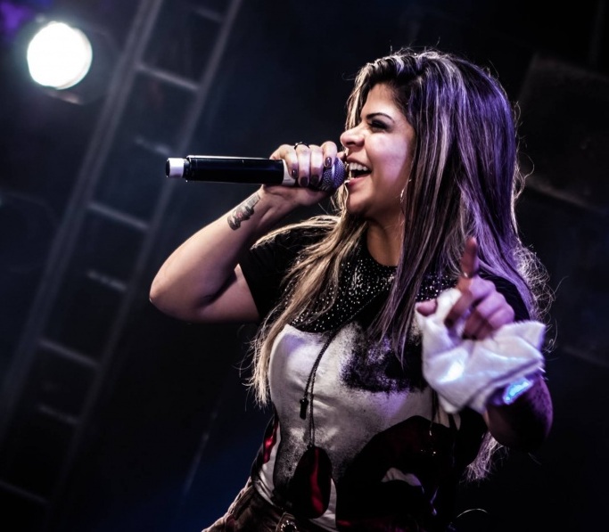 Paula Mattos fará show especial para mulheres na Praça do Rádio - JD1 ...